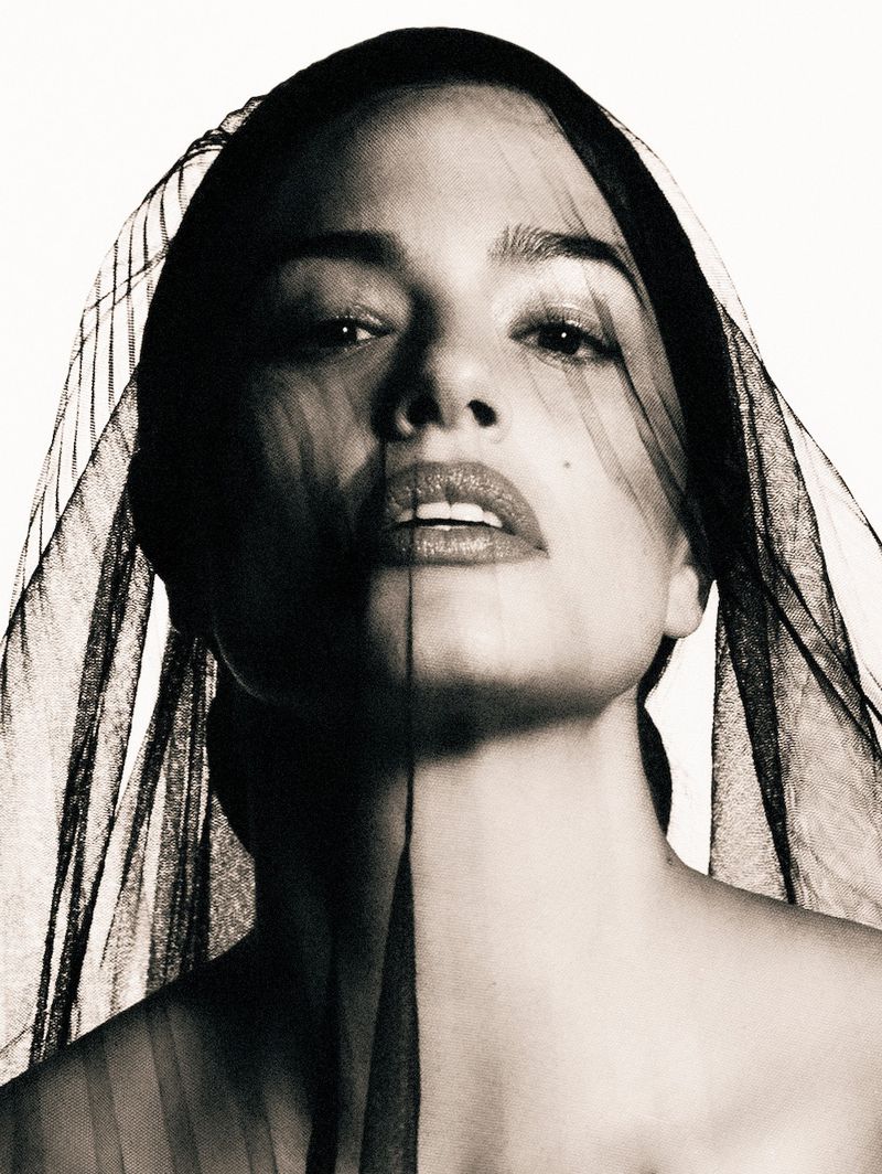 Ashley Graham (Vogue Czechoslovakia)