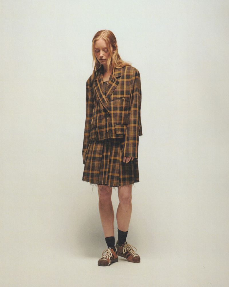 SONG FOR THE MUTE 25.1 DESERT ROSE (Various Lookbooks/Catalogs)