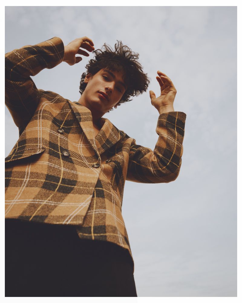 Play (The Pink Prince)