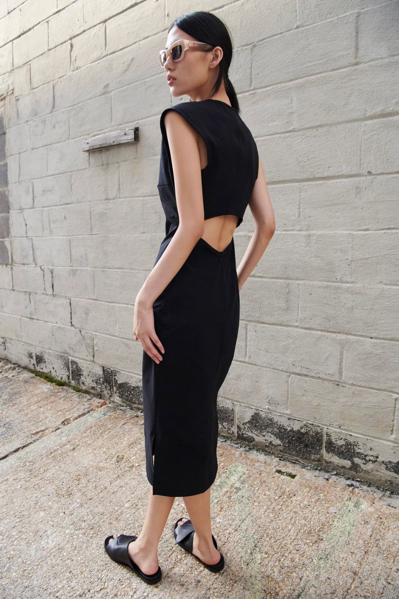 Zero + Maria Cornejo Spring/Summer 2024 (Zero + Maria Cornejo)