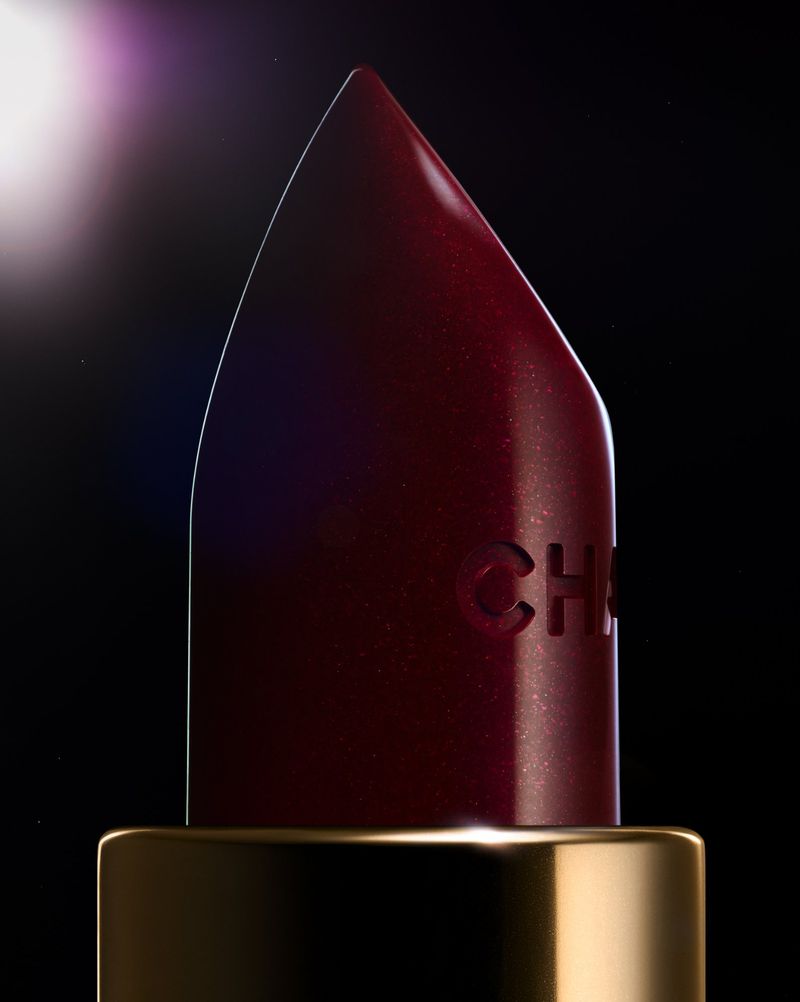 CHANEL holiday gifts campaign 2020 (Chanel Beauty)