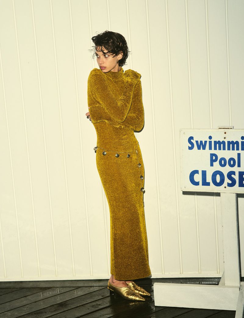 Vue Sur La Plage (Harper's Bazaar France)