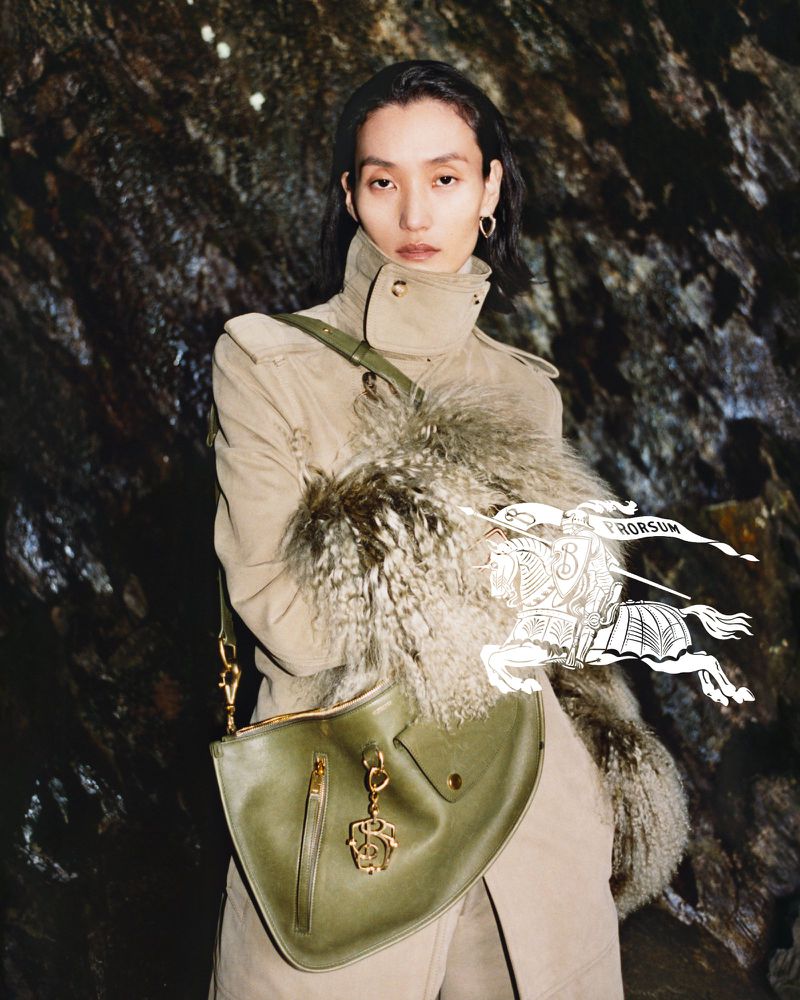 Burberry Winter 2024 Campaign (Burberry)