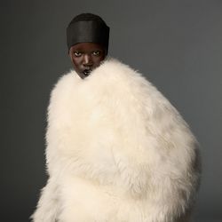 Leah Simon - Model Profile - Photos & latest news