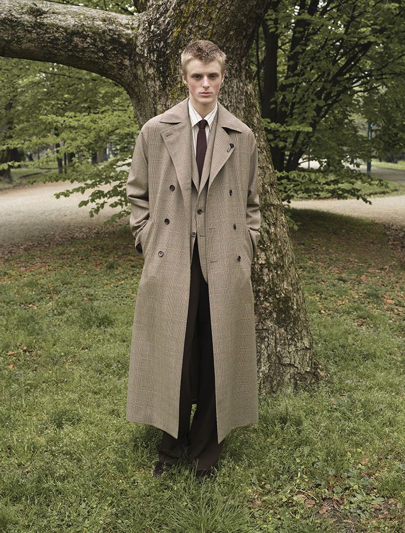 Lardini F/W 2024 Campaign (Lardini)