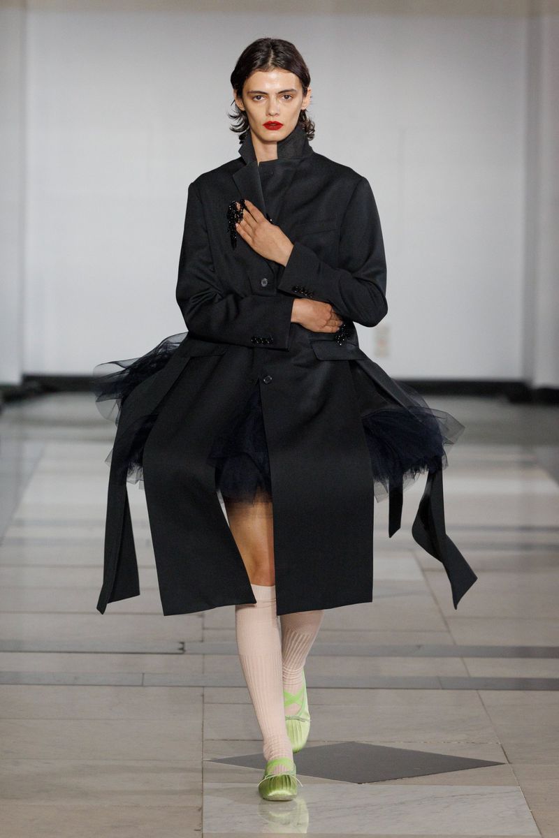 Simone Rocha S/S 25 Show (Simone Rocha)