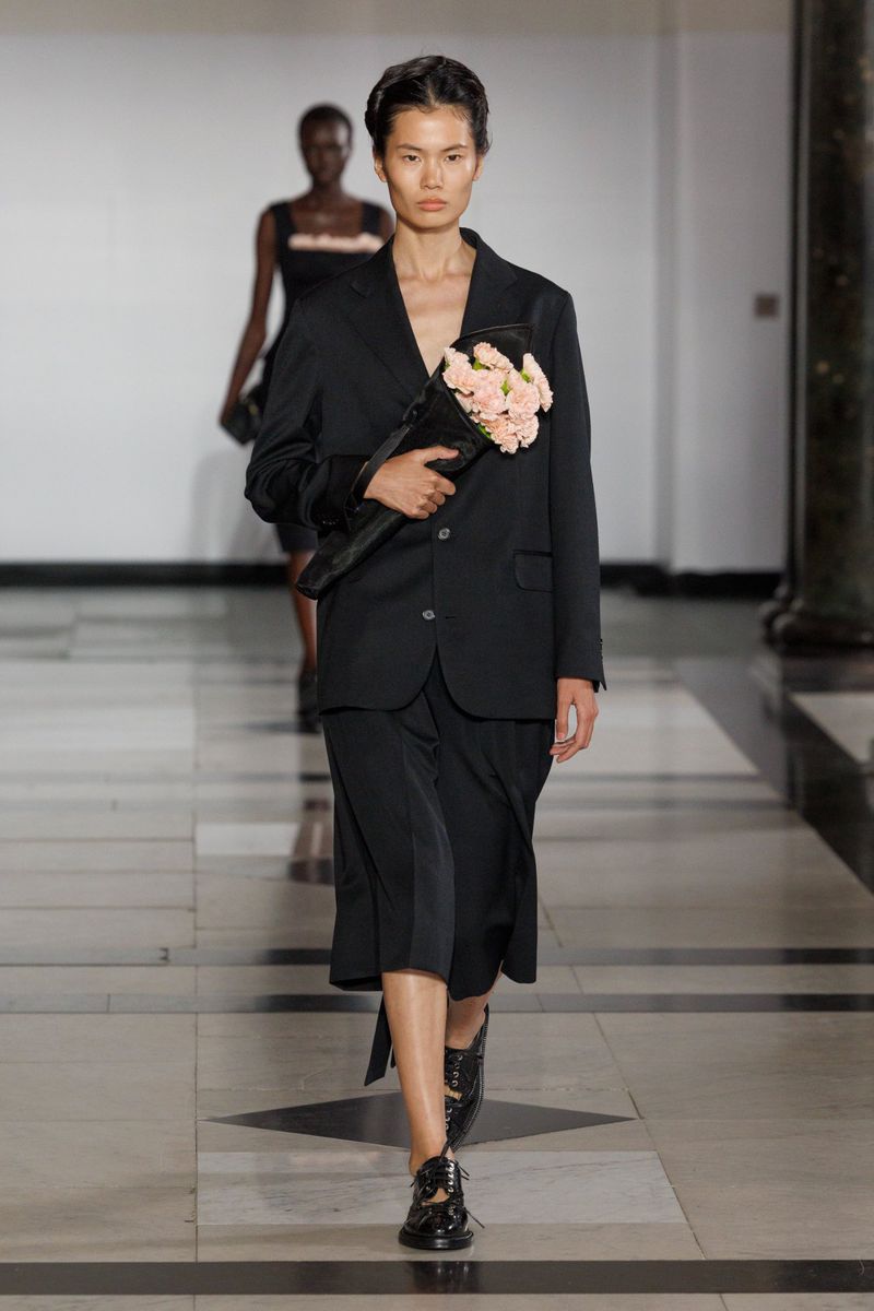 Simone Rocha S/S 25 Show (Simone Rocha)