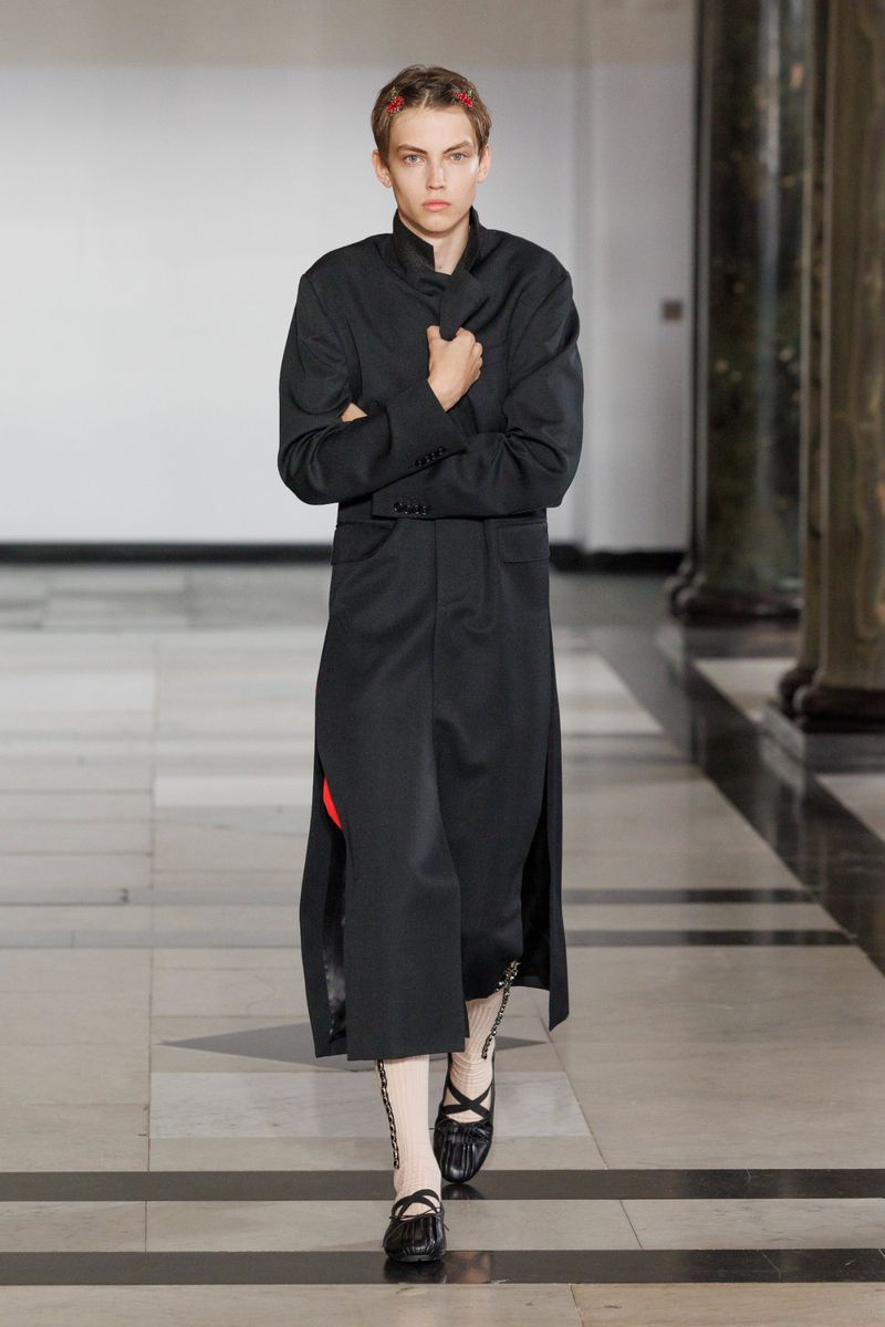 Simone Rocha S/S 25 Show (Simone Rocha)