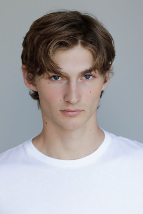 Robbie Lyons - Model Profile - Photos & latest news