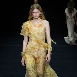 Lainey Hearn - Model Profile - Photos & latest news