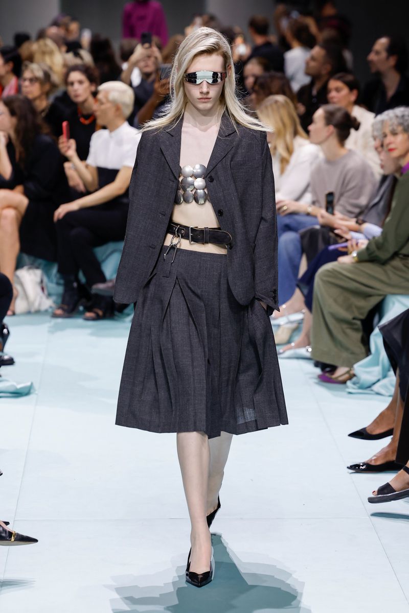 Prada S/S 25 Show (Prada)