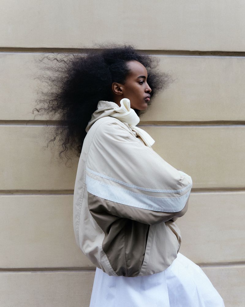 Amina with Fiona Torre (Portrait)