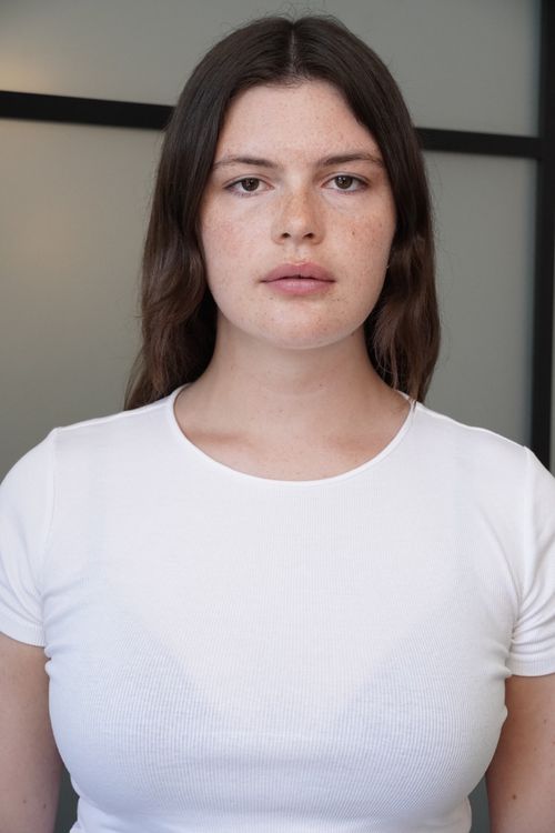 Charlotte Robinson - Model Profile - Photos & latest news