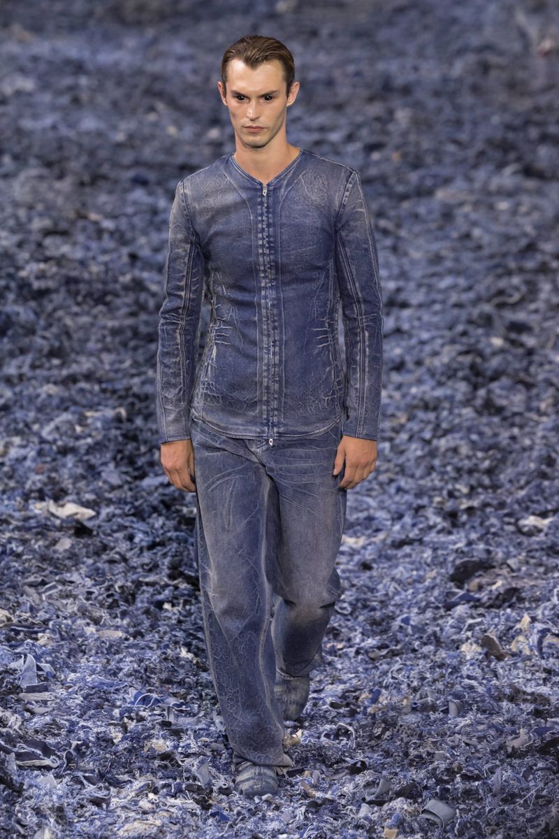 Diesel S/S 25 Show (Diesel)