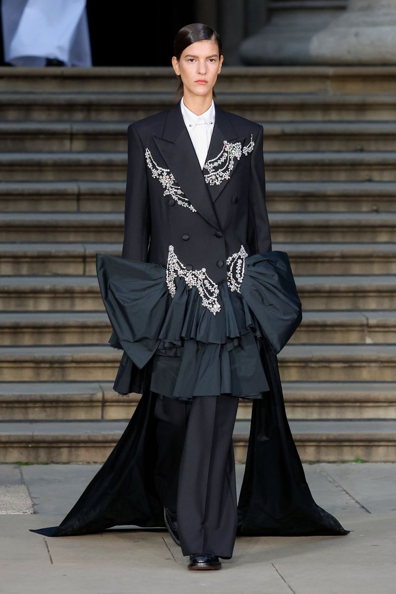 Erdem S/S 25 Show (Erdem)