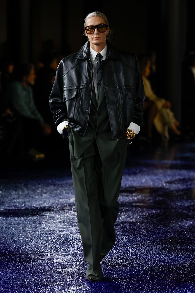 Saint Laurent S/S 25 Show (Saint Laurent)