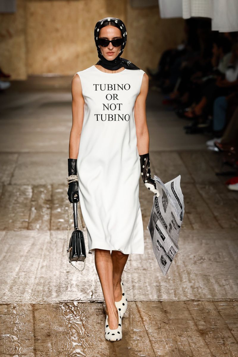 Moschino S/S 25 Show (Moschino)