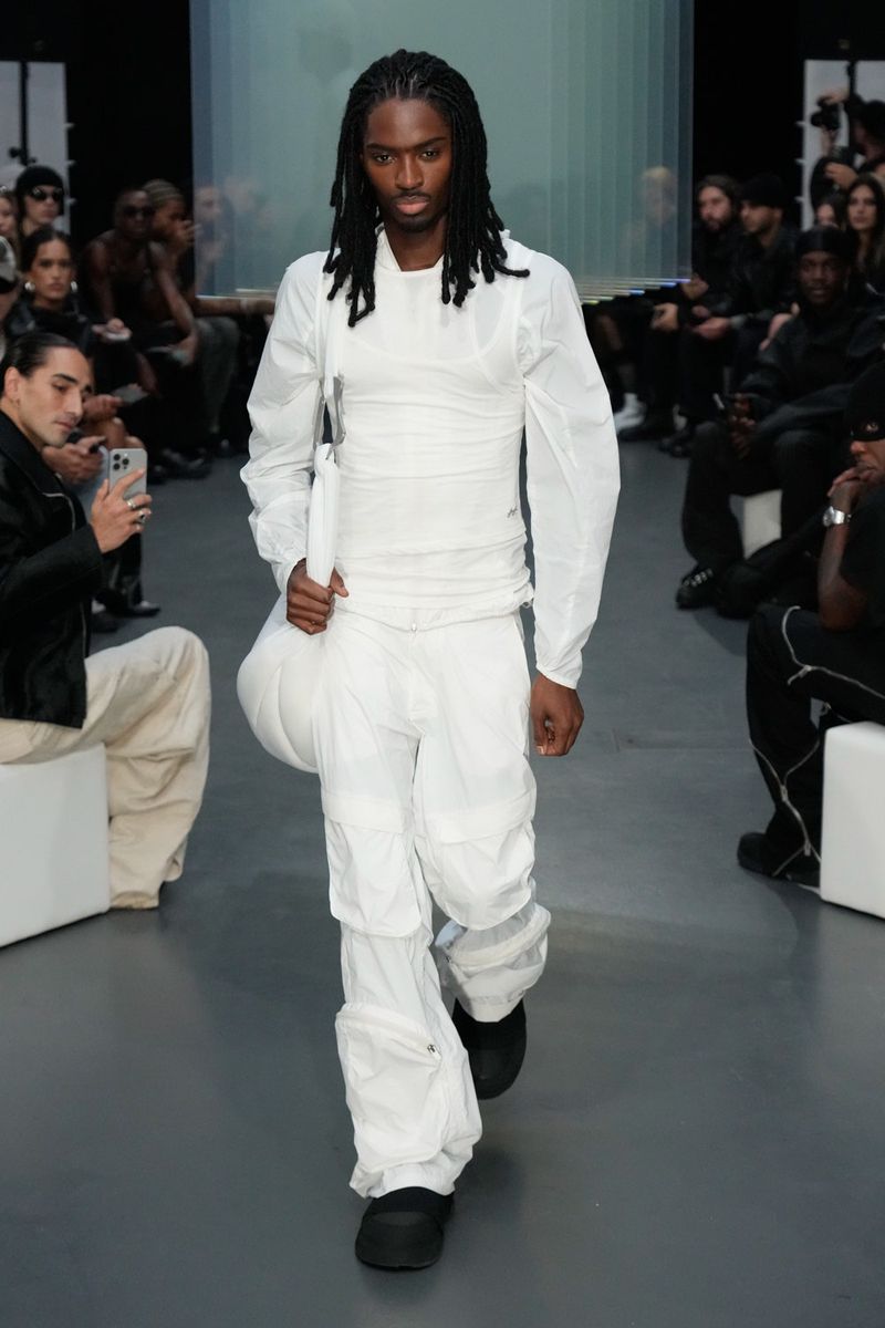 Heliot Emil S/S 25 Show (Heliot Emil)