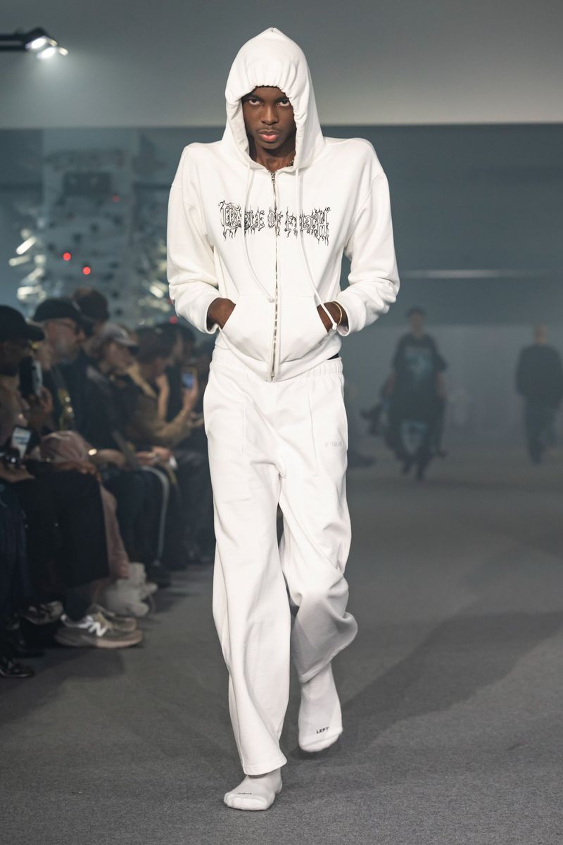Vetements S/S 25 Show (Vetements)