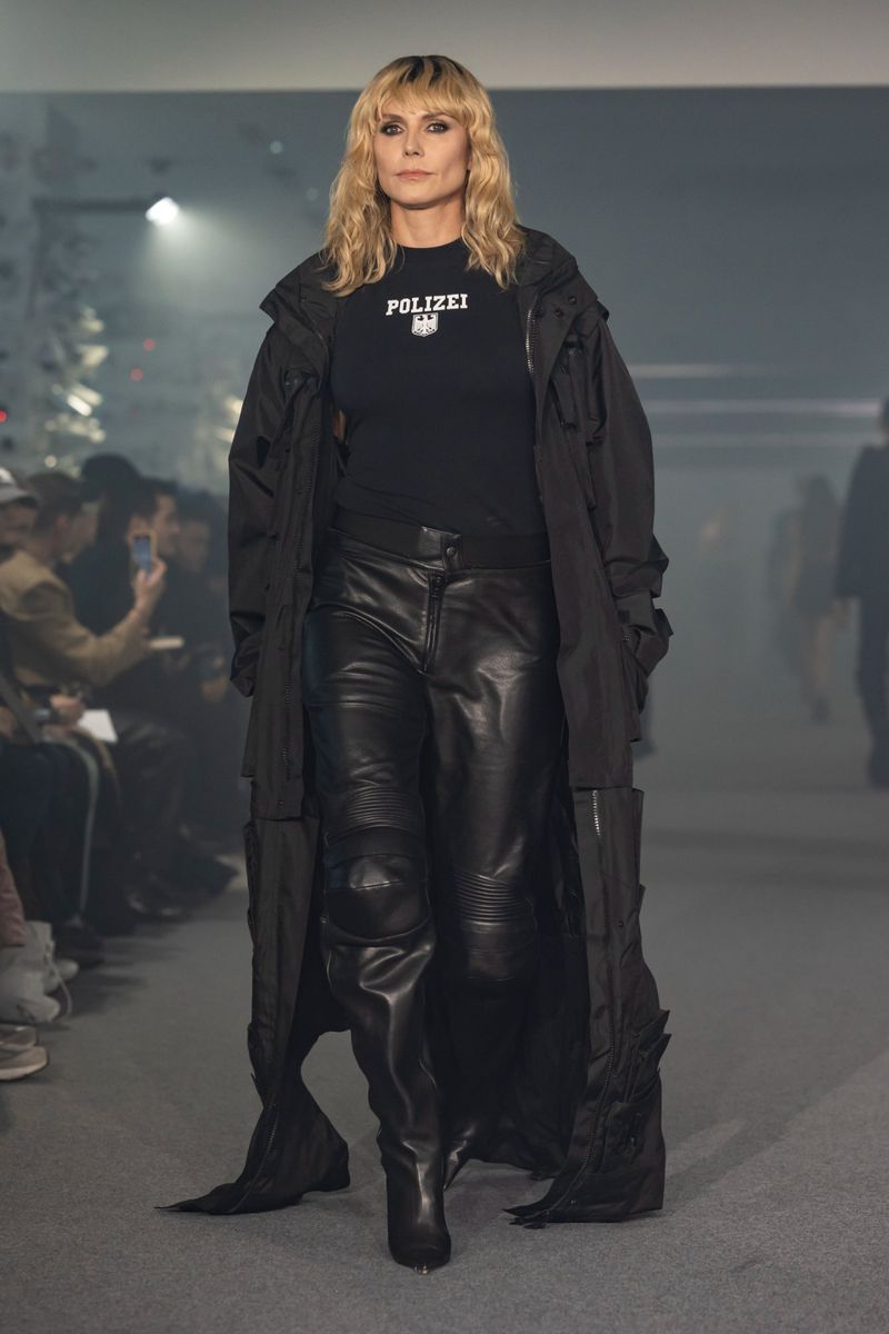 Vetements S/S 25 Show (Vetements)