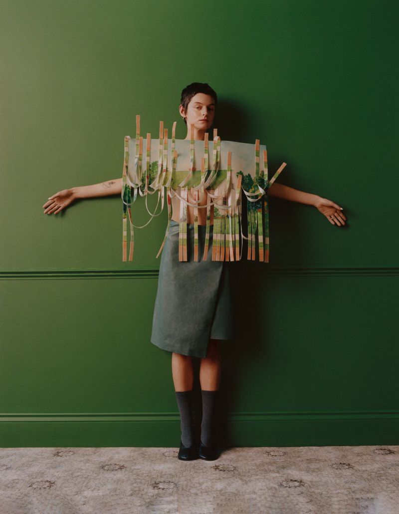 Emma Corrin (Vogue Germany)