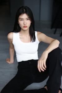 Ying Ouyang - Model Profile - Photos & latest news