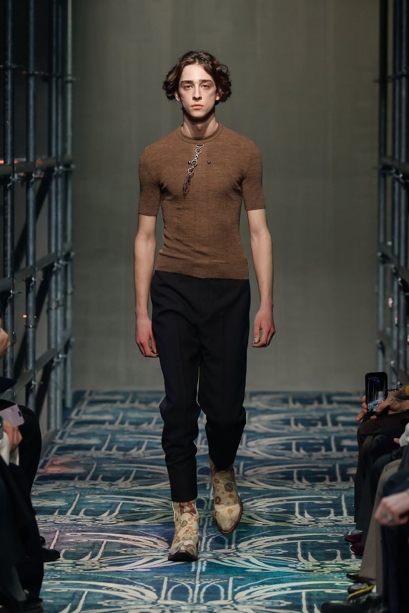 Prada F/W 25 Men's Show (Prada)