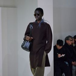 Chol Khan - Model Profile - Photos & latest news