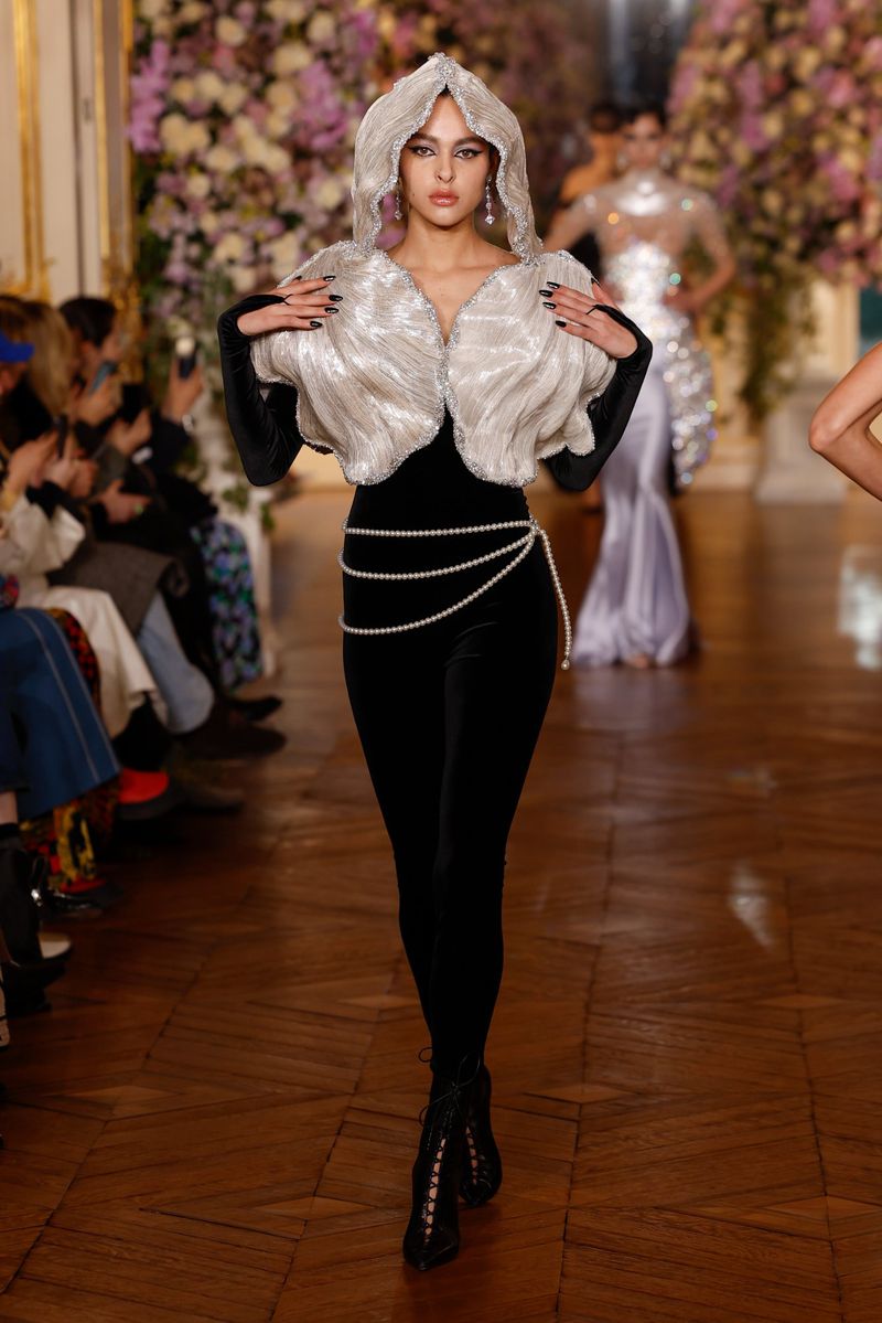 Miss Sohee Haute Couture Spring 2025 Show (Miss Sohee)