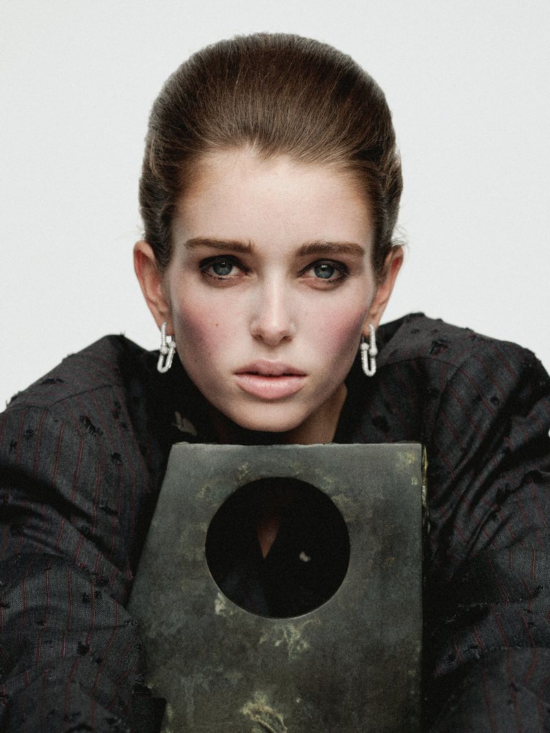 STELLA (Pop Magazine)