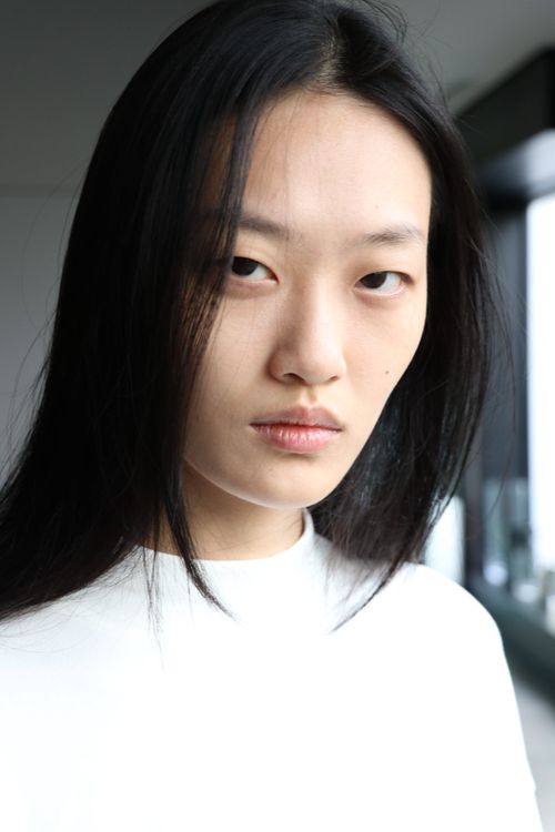 Ruiyi Zhang - Model Profile - Photos & latest news