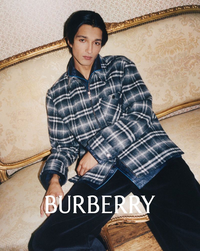 Burberry Winter Wardrobe 2025 Campaign (Burberry)