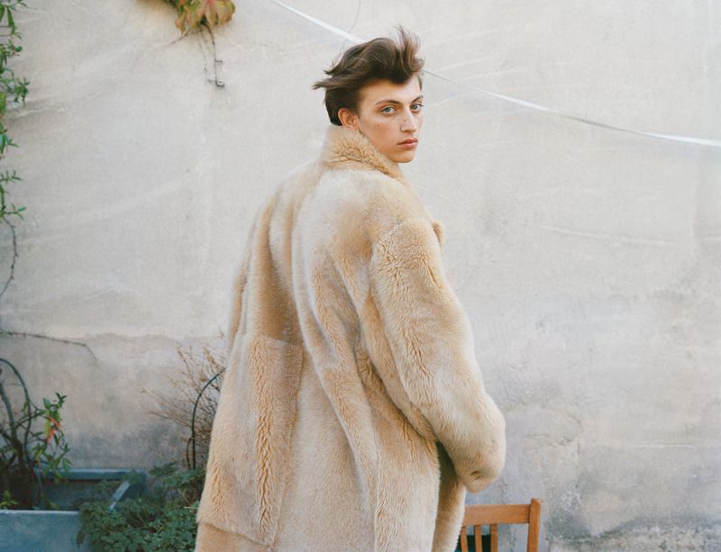 Photography by Esther Theaker, Styling by Emilie Kareh (Double Magazine)