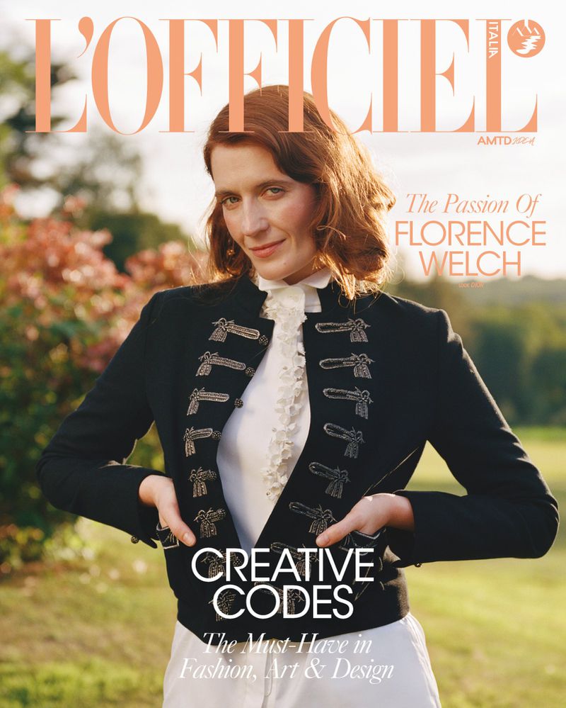 L'Officiel Italia November 2025 Cover (L'Officiel Italia)