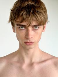 Luka Hoogedeure - Model Profile - Photos & latest news