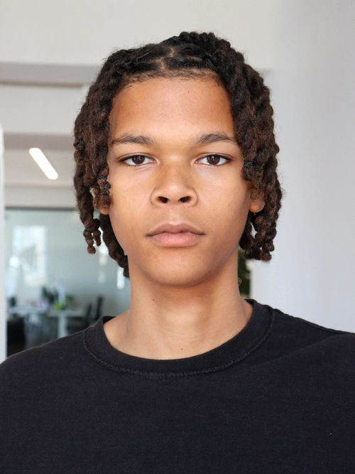 Naim Thomas - Model - detail by client