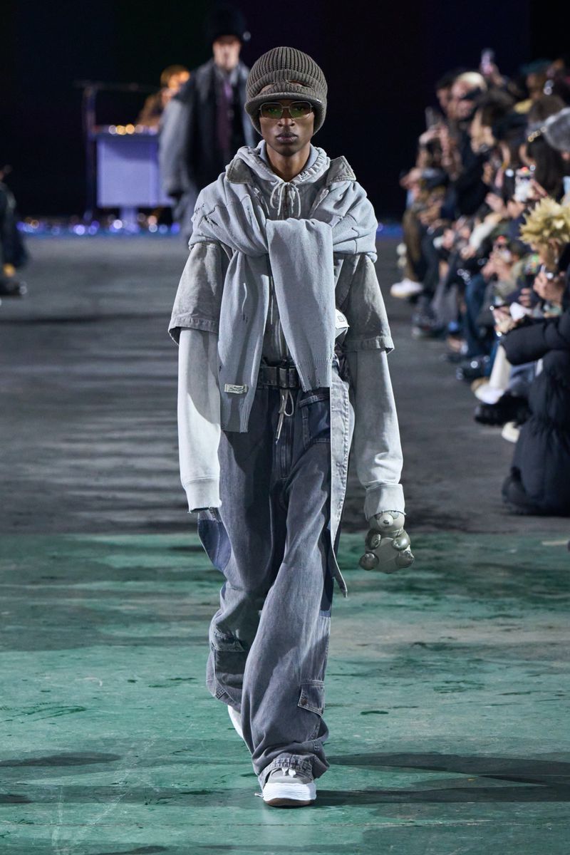 Maison Mihara Yasuhiro F/W 25 Show (Mihara Yasuhiro)