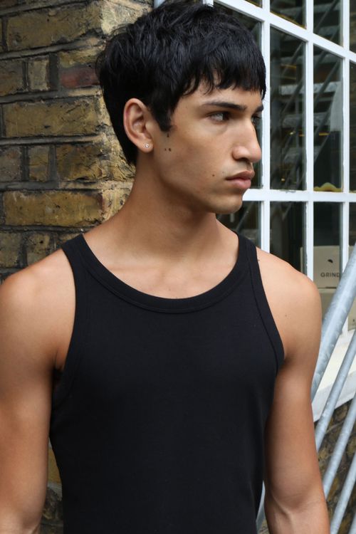 Dante Emanuele - Model - detail by people