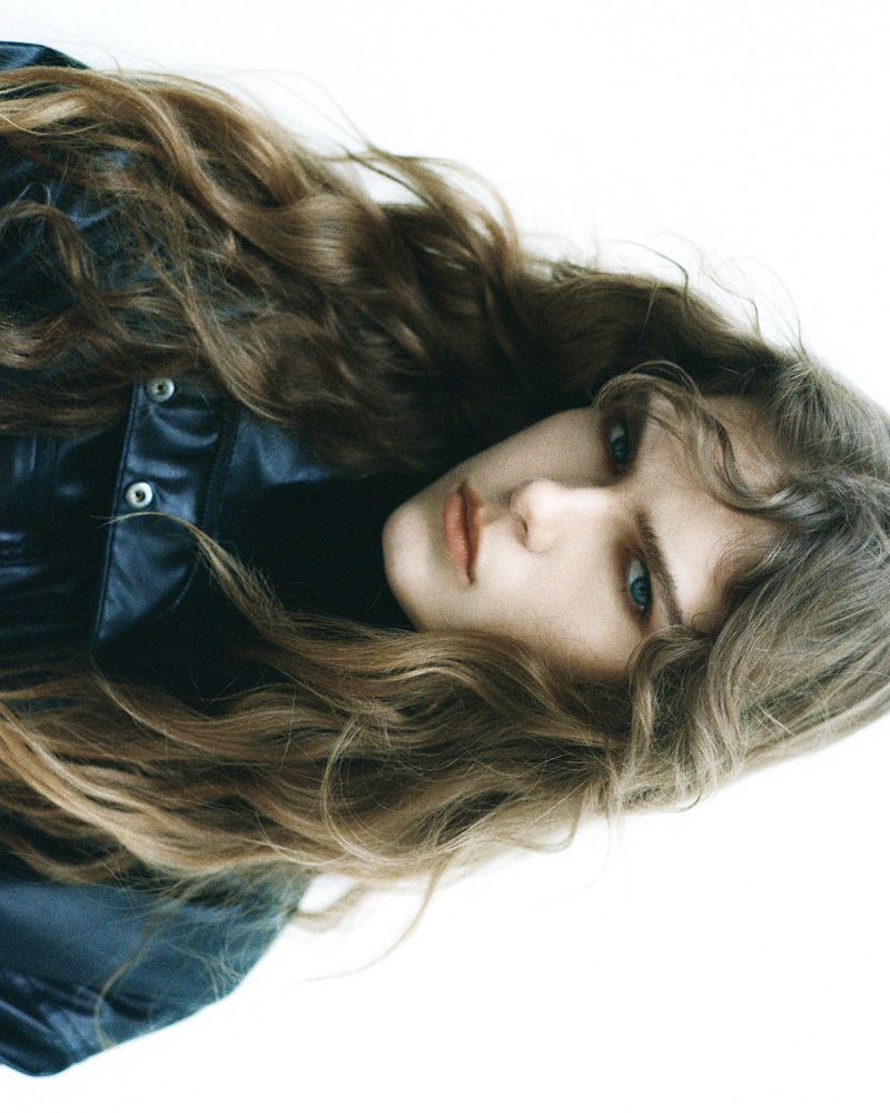 Model of the Week: Top Newcomer Anna Robinson is Soaring After Her ...