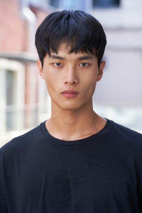 Xiaobo Sun - Model Profile - Photos & latest news