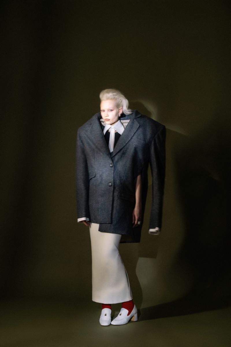 Shape of light (L'Officiel Malaysia)