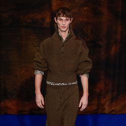 Kit Butler - Model Profile - Photos & latest news