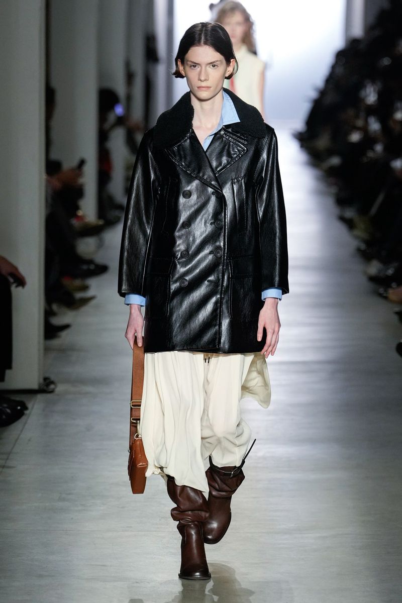 Onitsuka Tiger F/W 25 Show (Onitsuka Tiger)