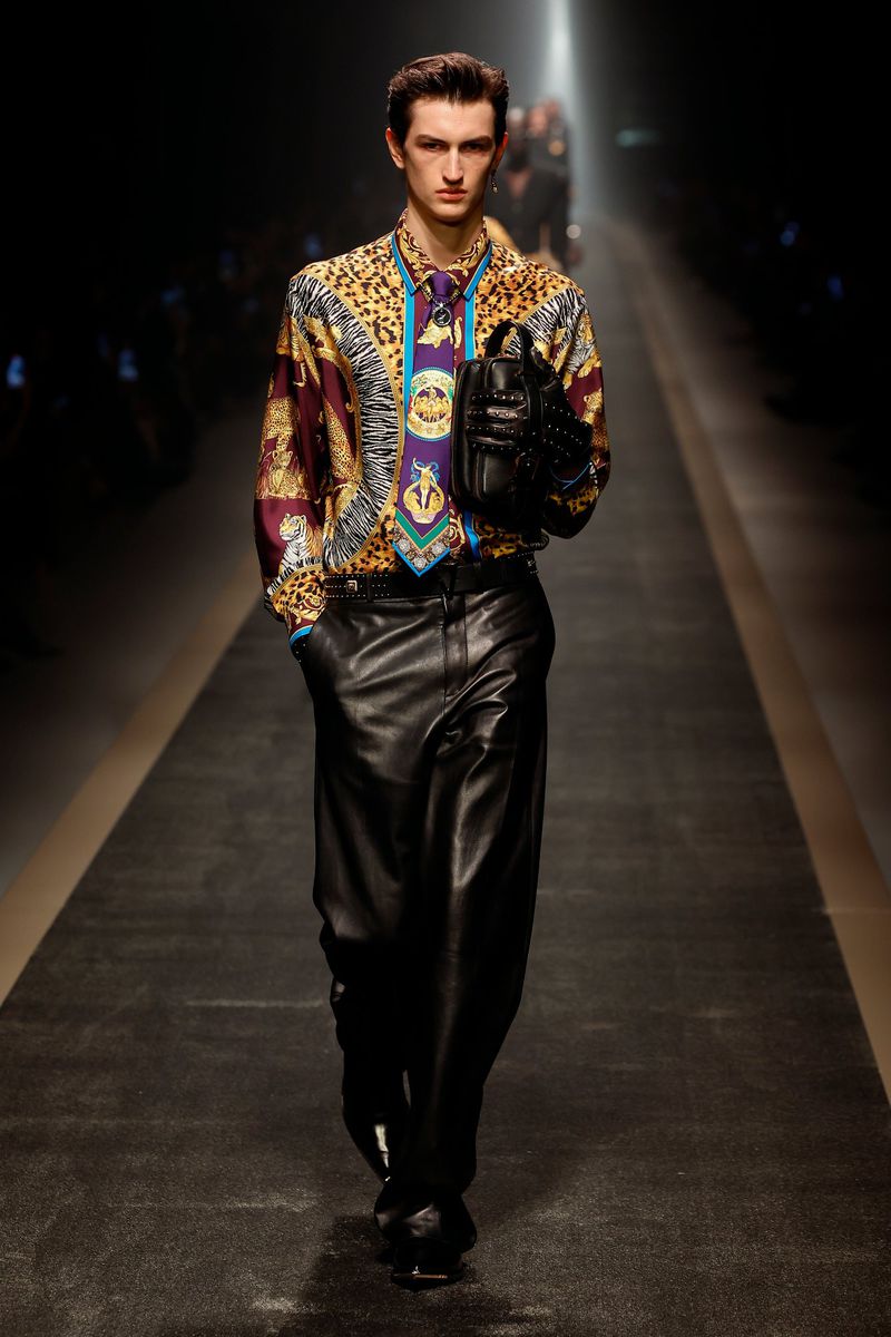 Versace F/W 25 Show (Versace)