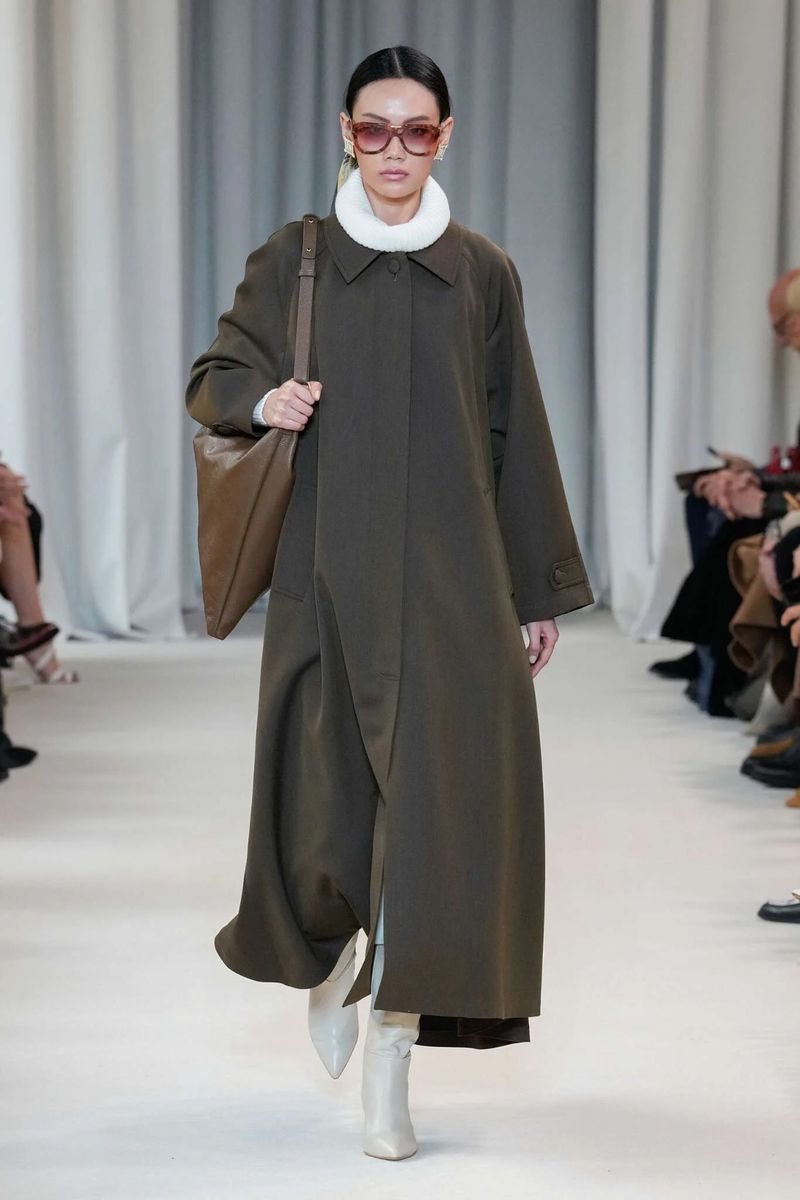 Laura Biagiotti F/W 25 Show (Laura Biagiotti)