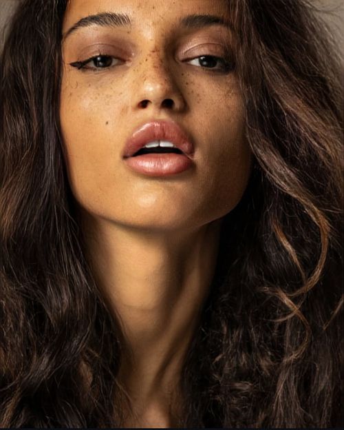 Theolanda Franco - Model Profile - Photos & latest news