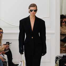 Bibi Breslin - Model Profile - Photos & latest news