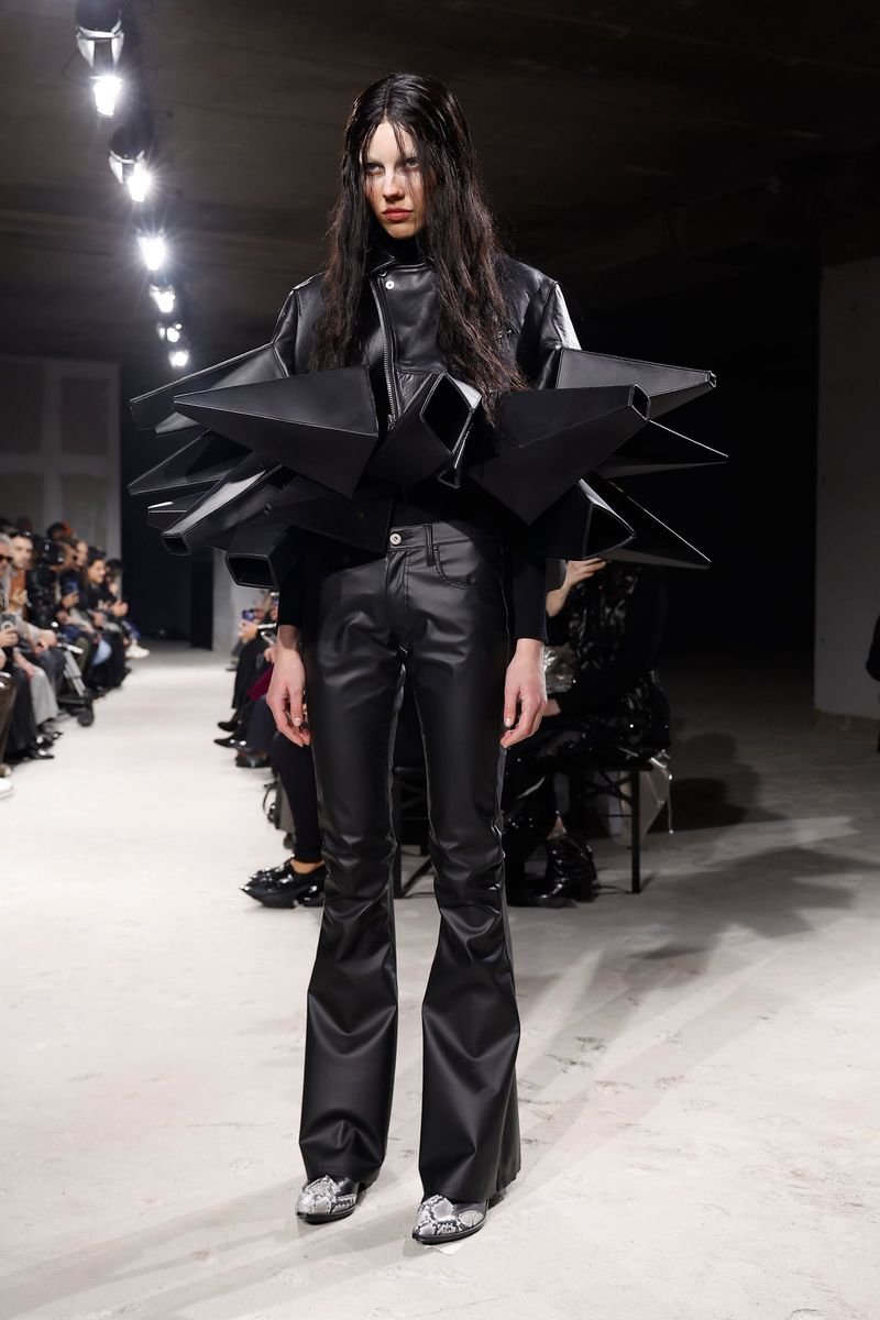 Junya Watanabe F/W 25 Show (Junya Watanabe)
