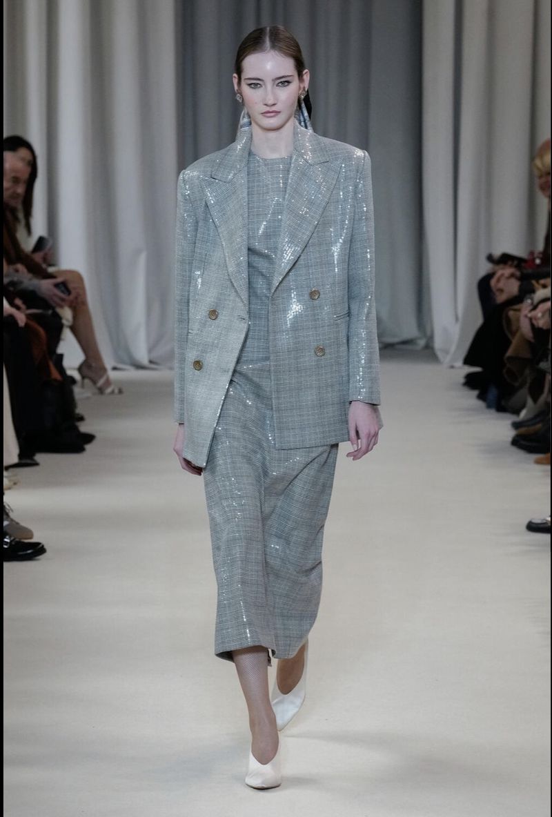 Laura Biagiotti F/W 25 Show (Laura Biagiotti)