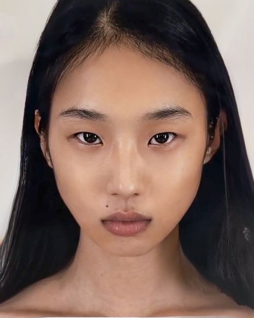 Lv Ang - Model Profile - Photos & latest news